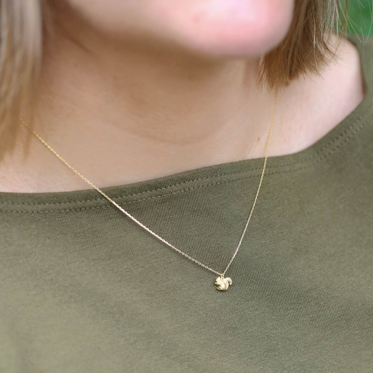 Alex Monroe Teeny Tiny Squirrel Necklace 18ct Solid Gold – The Hambledon